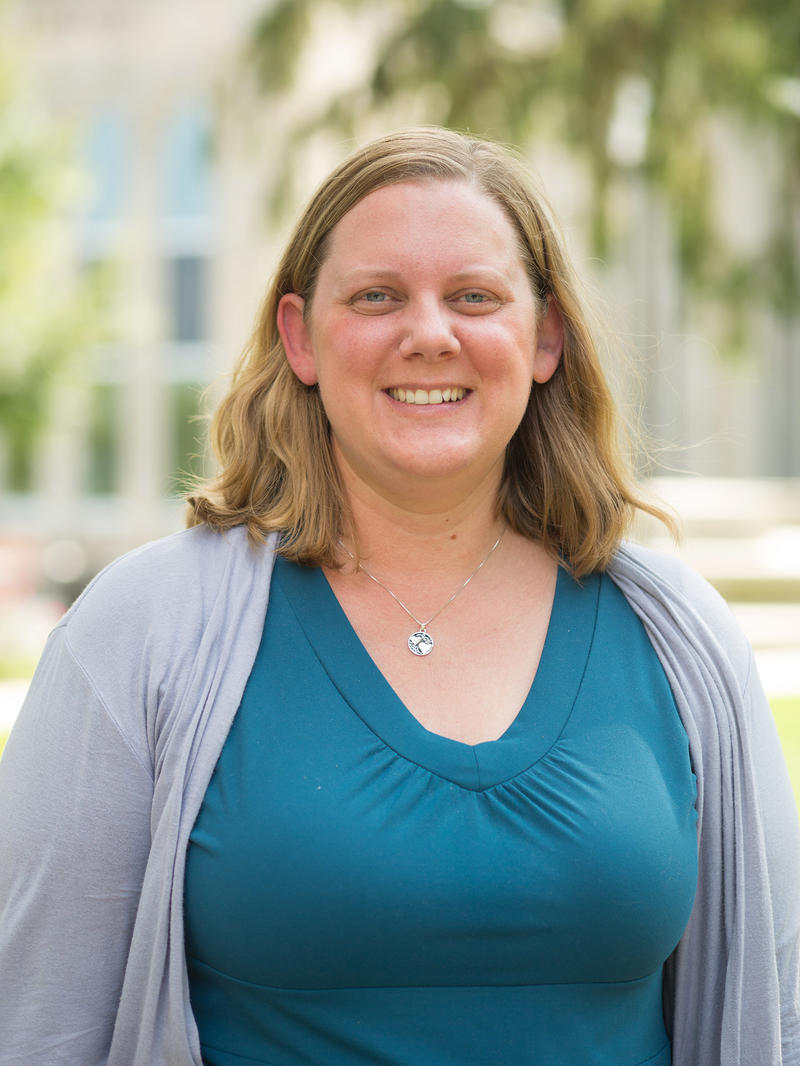 Kelly Bersett | University Directory