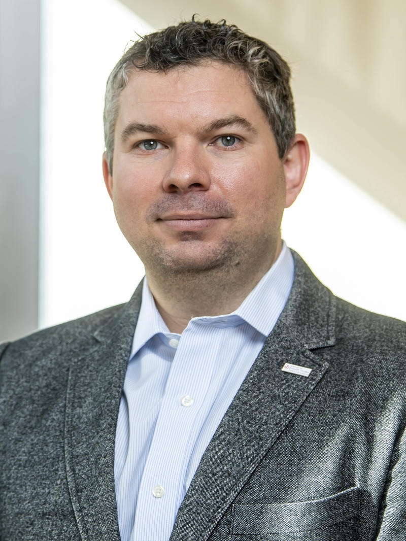 Thomas R Martin | University Directory